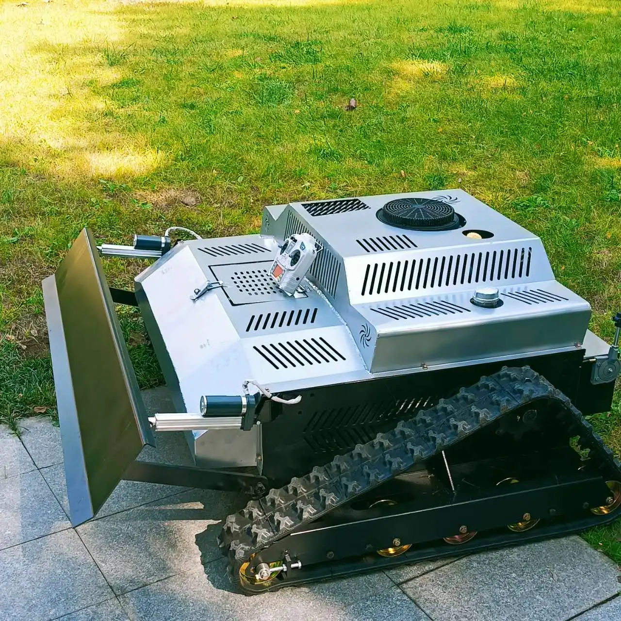 Manufacturers-Multi-function-Remote-Control-Intelligent-Robot-Multi ...