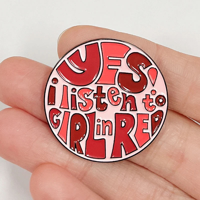 Yes-i-listen-to-girl-en-rojo-esmalte-Pin-bot-n-insignia-lesbiana-LGBTQ ...