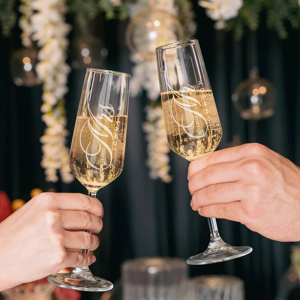 Personalized Mr and Mrs Champagne Glasses Wedding Toasting Glass for ...
