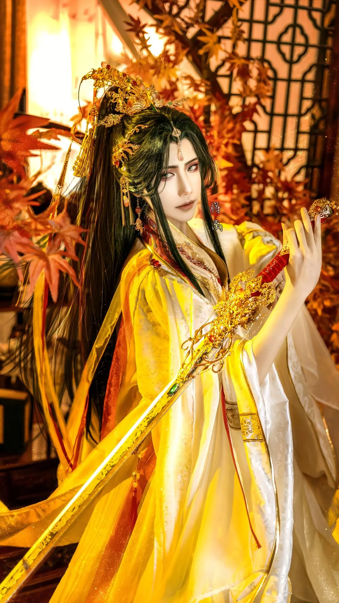 Heavenly-Officials-Bless-The-Crown-Prince-Joy-God-Xie-Lian-Cos-Feather ...