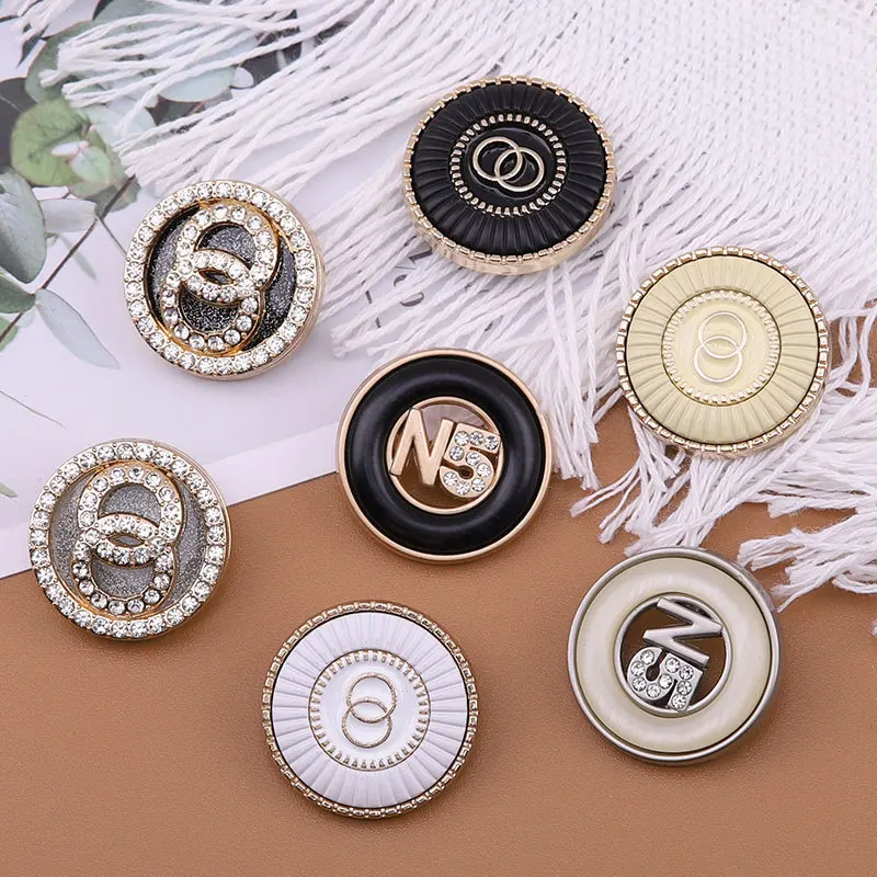 6pcs-Luxury-Designer-Logo-Round-Metal-Luxury-Sewing-Button-For-Clothing ...