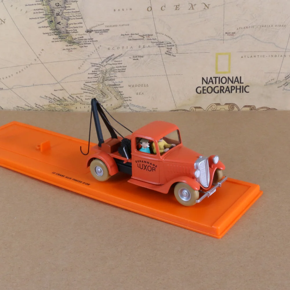 Herge-Comic-Le-Crabe-Aux-Pinces-D-or-Les-Aventures-Tow-Truck-Metal ...
