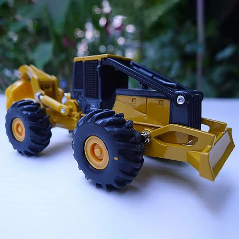 Log-Skidder-Lumberjack-Car-Model-Artway-Grinder-Mixer-Car-Model-Cole-o ...