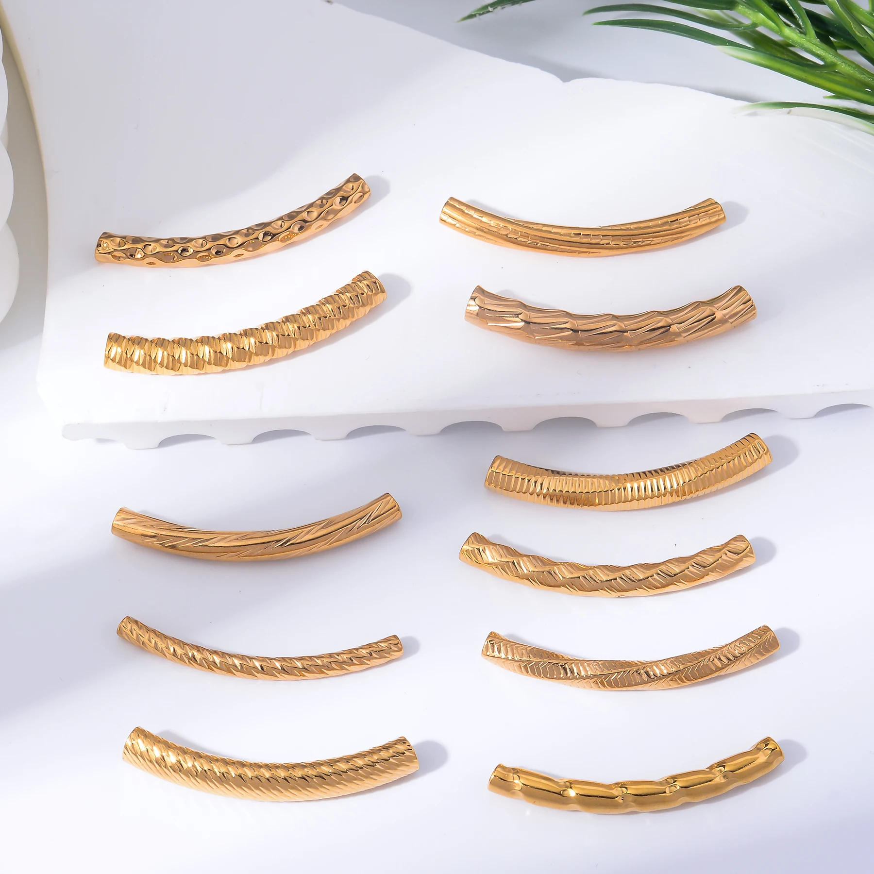 5pcs 304 Stainless Steel PVD Plated Gold Curved Tube Beads Connectors ...