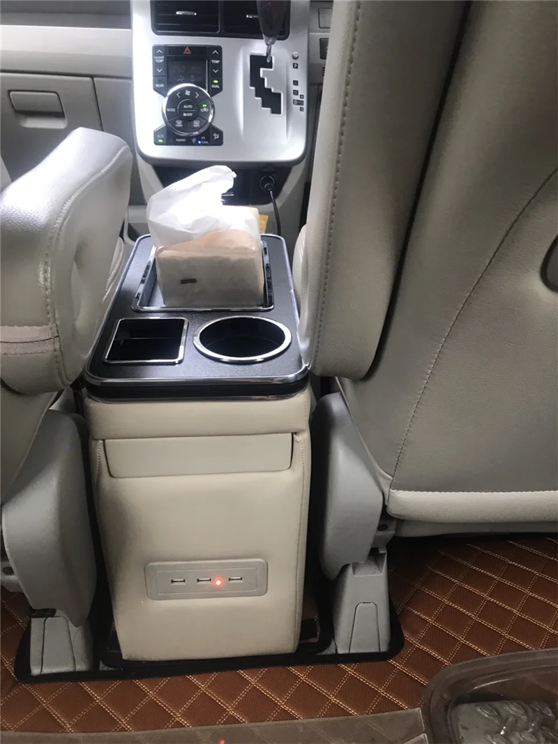 nissan serena centre console - Richard Clark