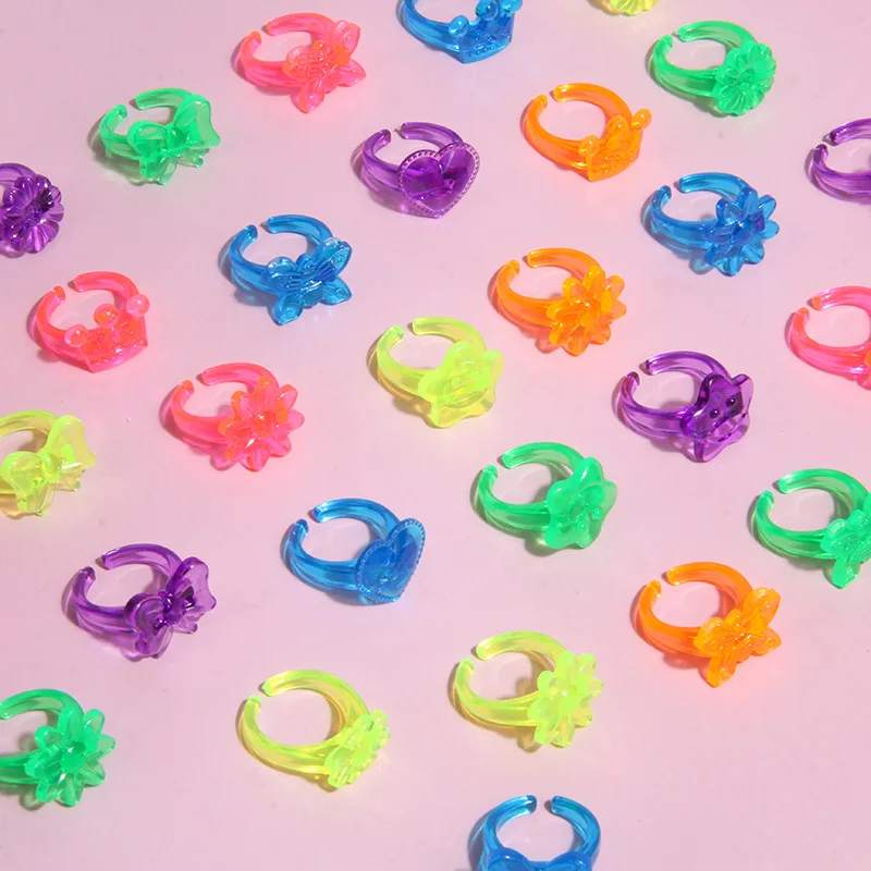50Pcs-Transparent-Mini-Plastic-Finger-Rings-Play-House-Jewelry-Toys-for ...