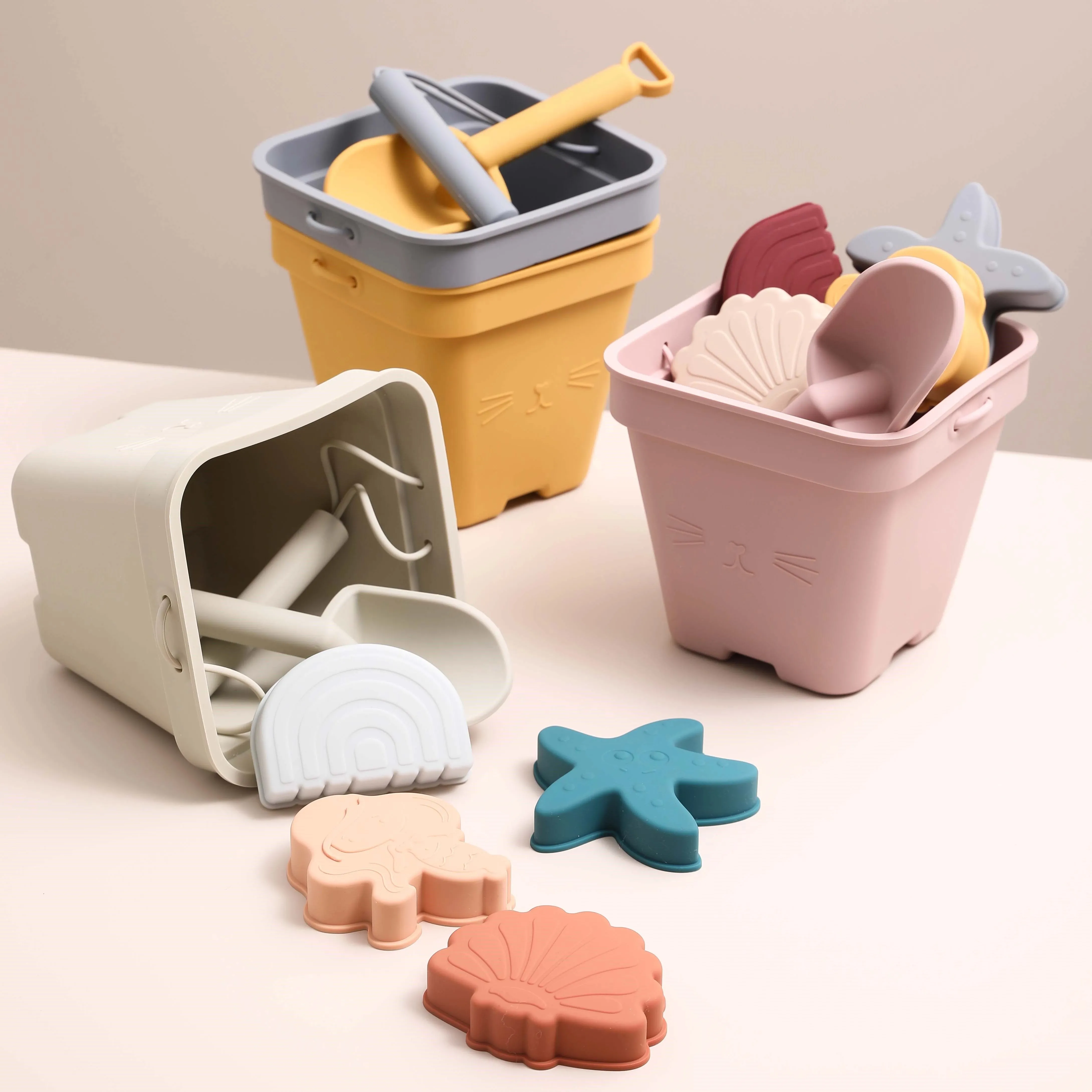 Children Beach Silica Gel Bucket 6PCS Silicone Children Beach Baby Toys ...