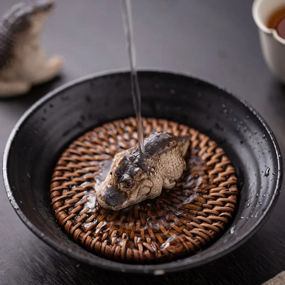 Mini Crocodile Tea Pet Handmade Portable Crocodile Ornaments Resin ...