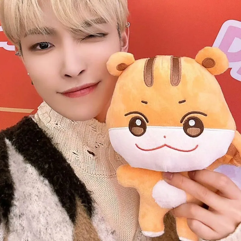 ATEEZ-Aniteez-juguetes-de-Peluche-Hongjoong-Seonghwa-Yunho-Yeosang-San ...
