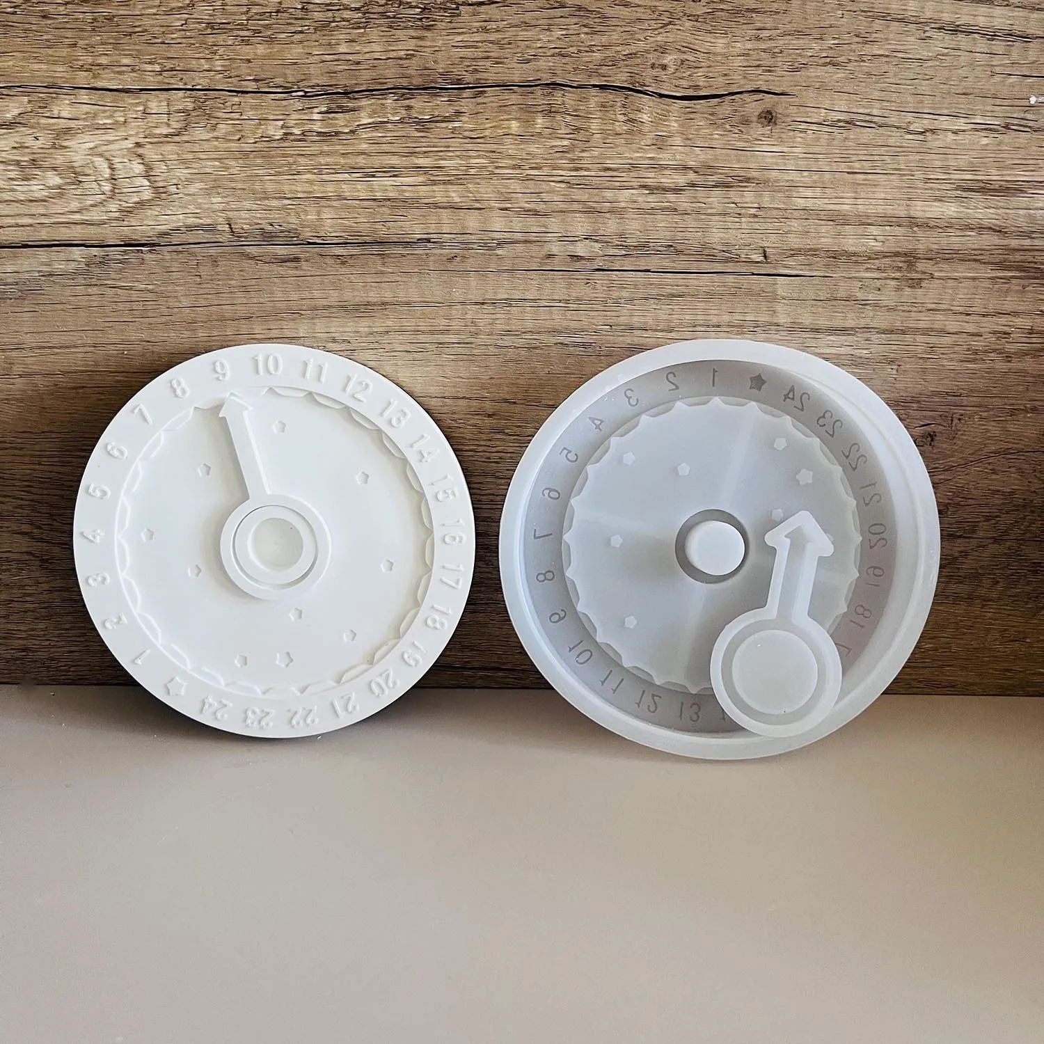 Advent-Clock-Candle-holder-Silicone-Mold-Christmas-Countdown-Calendar ...