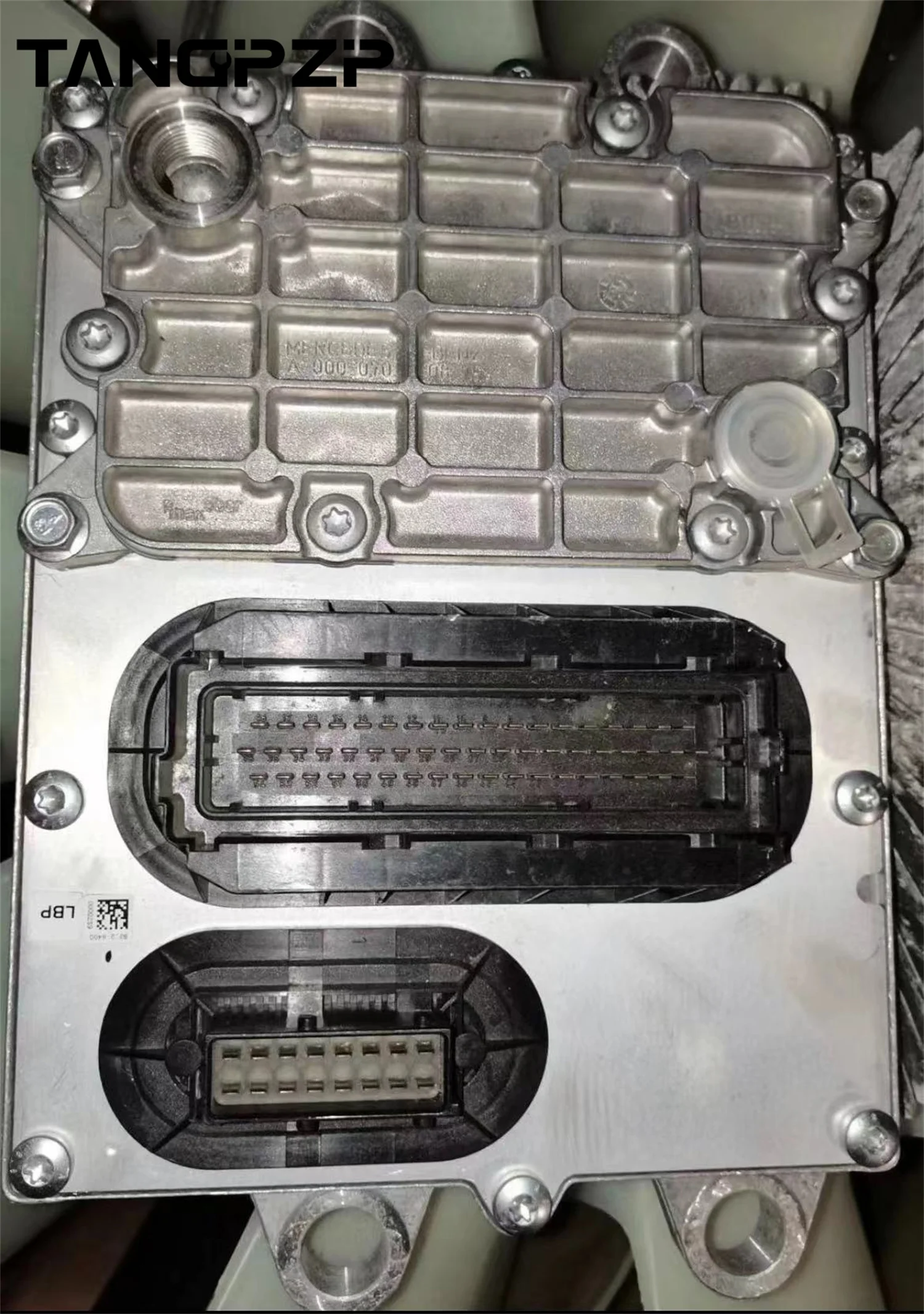 A0084460440-A0084460440-001-A0084462540-A0084462540-001-engine-control ...