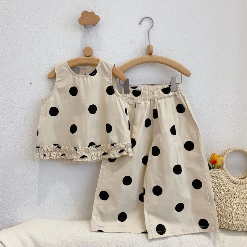 2024-Summer-Girls-fashion-dot-clothes-set-baby-girl-cotton-vest-and-shorts-2pcs-suit-children.jpg