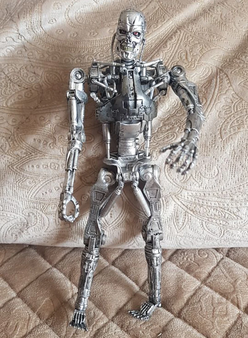Terminator Endoskeleton Figure
