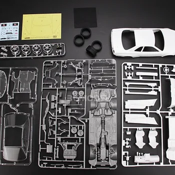 Tamiya 24210 1/24 Scale Model Sport Car Kit Sky line GT-R R34 V-Spec BNR34