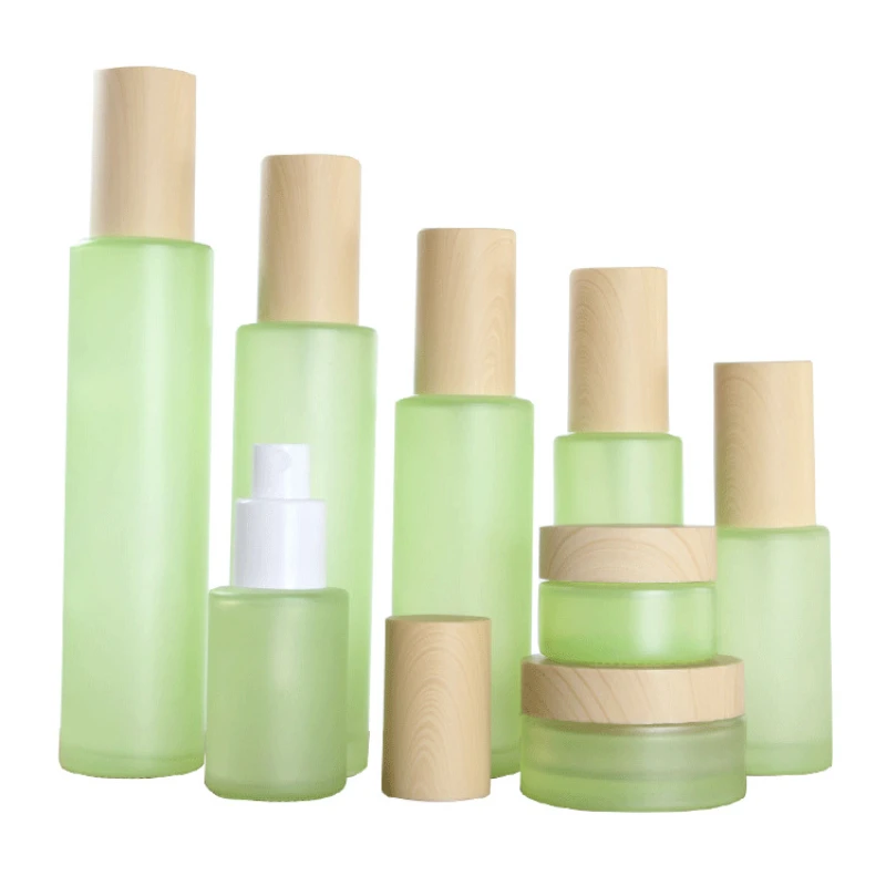 Botella-de-vidrio-verde-con-tapa-de-grano-de-madera-botella-con-bomba ...