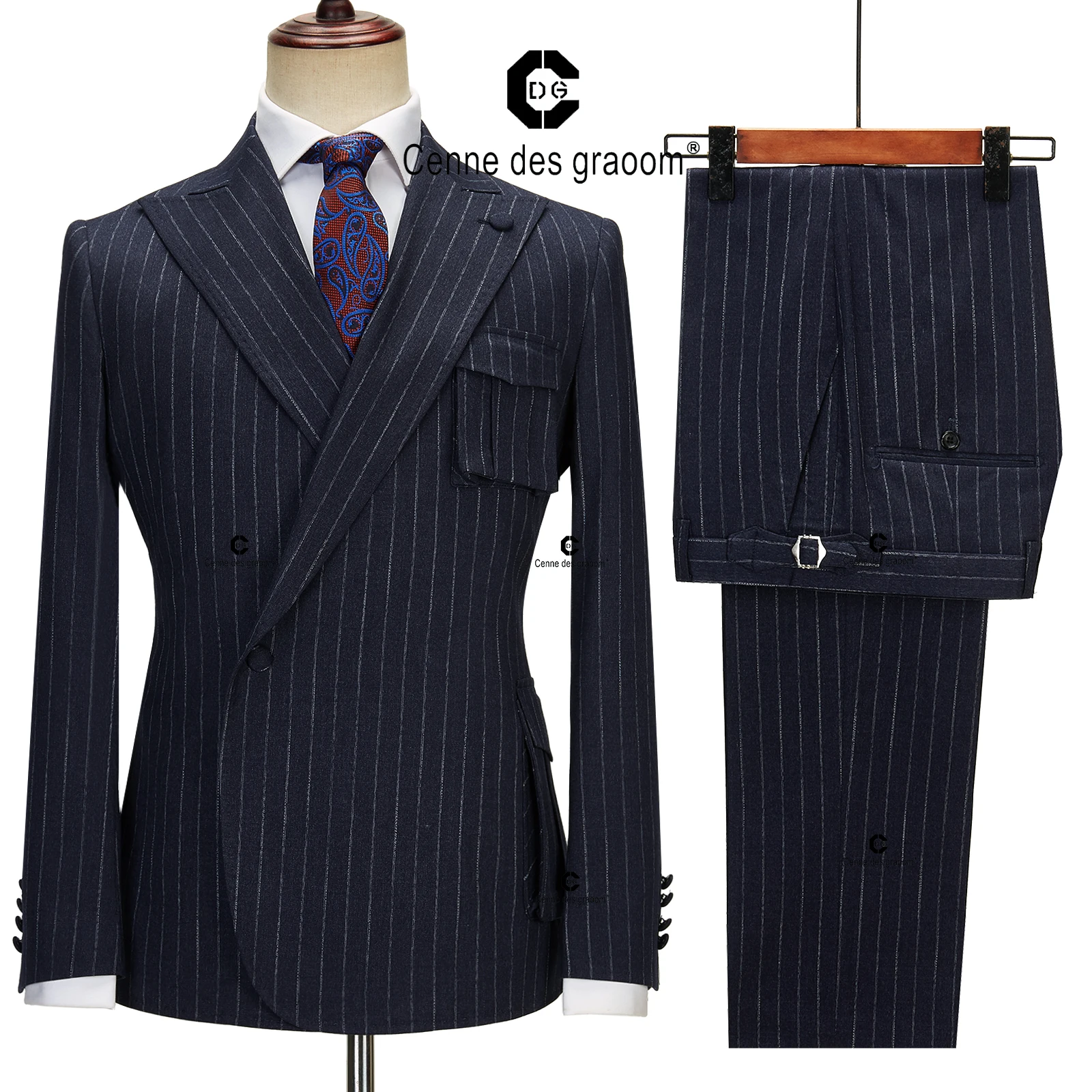 Cenne-Des-Graoom-2023-Navy-Blue-Pinstriped-Men-Suits-Right-Side-Button ...