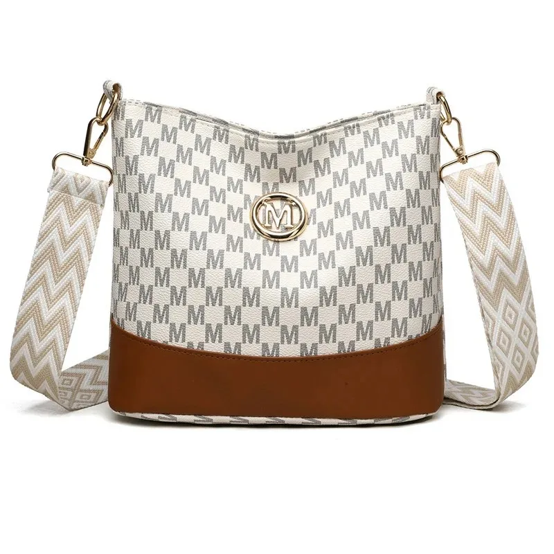 New retro color crossbody bag, M letter handbag, high quality PU bag ...