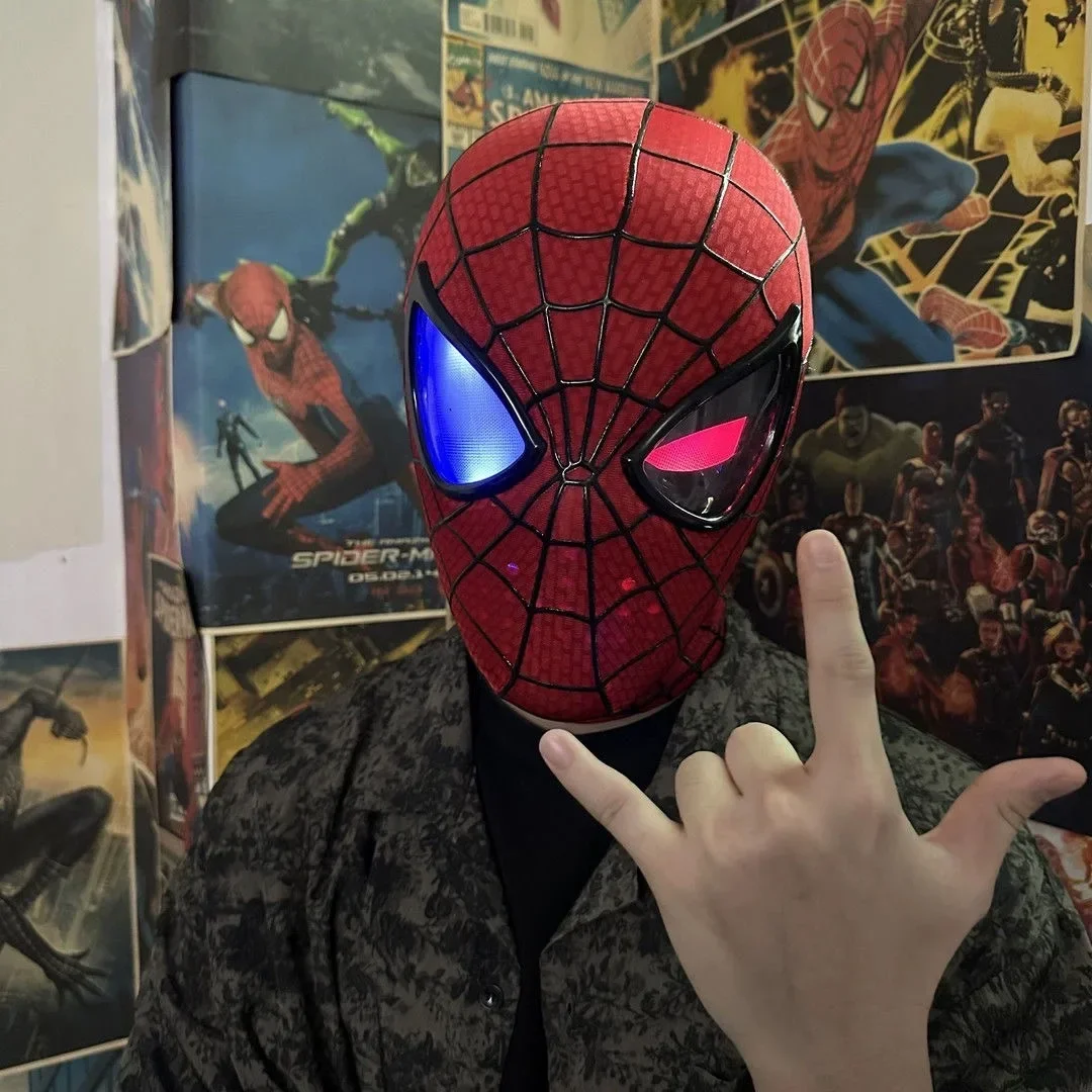 Marvel-Venom-Spider-Man-Cosplay-Moving-Eyes-Electronic-Mask-Spider-Man ...