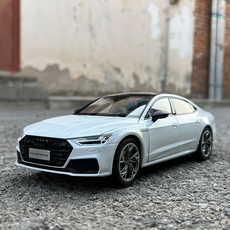 Dealer Edition Car Model,1:18 SAIC VW AUDI A7 A7L 2022,Lights Shining ...