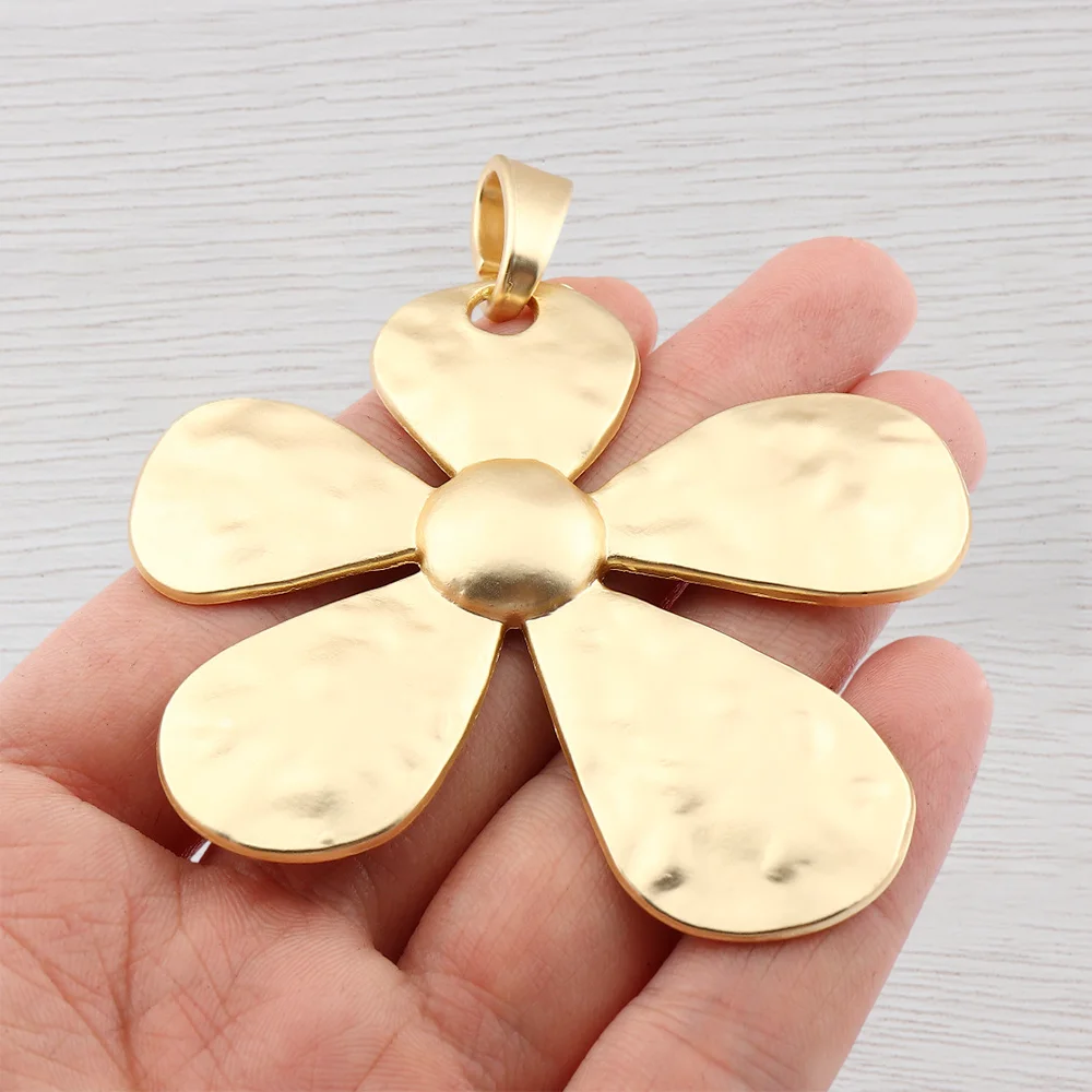 1 x Antique Gold Color Large Hammered Five Petals Flower Round Charms ...