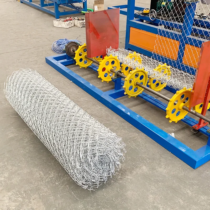 Chinese-Factory-Helicoidal-Chain-Link-Fence-Machine-Wire-Mesh-Making ...