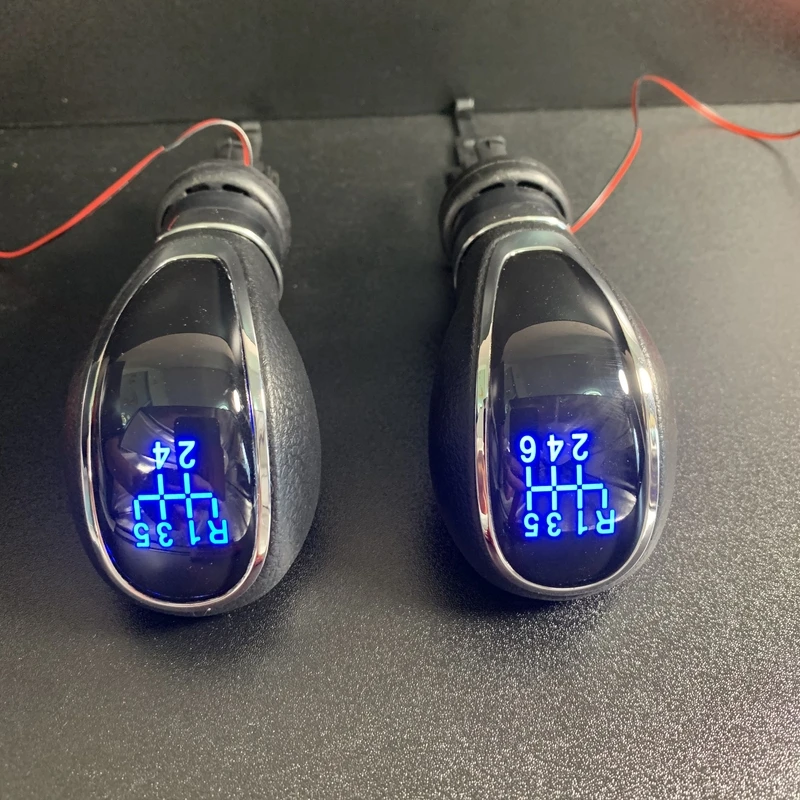 Car gear knob with light store