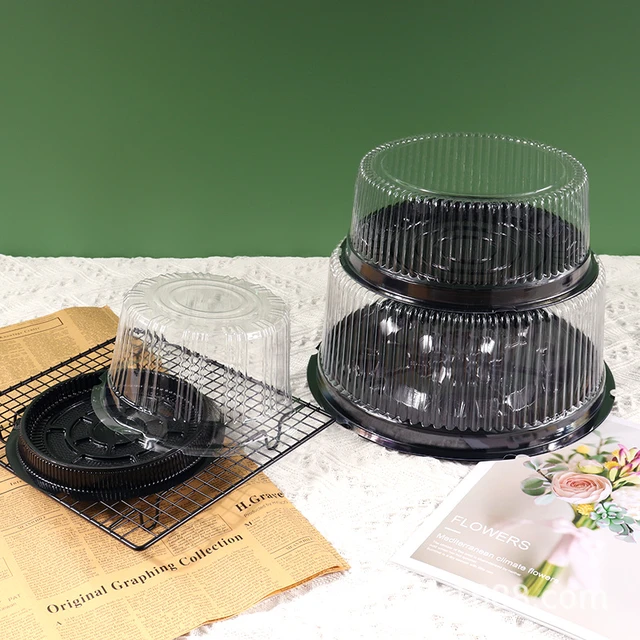 Clear Plastic Cake Domes