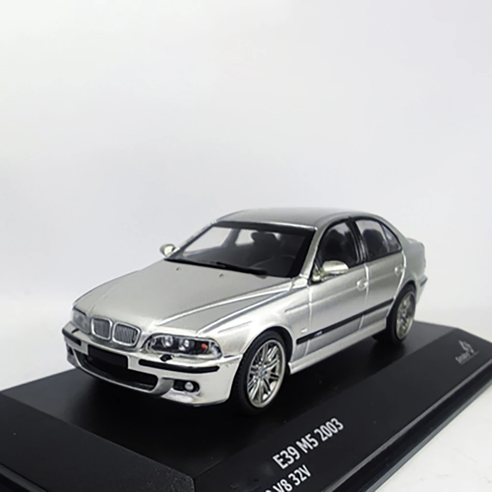 Bmw E39 M5 Cat Toy