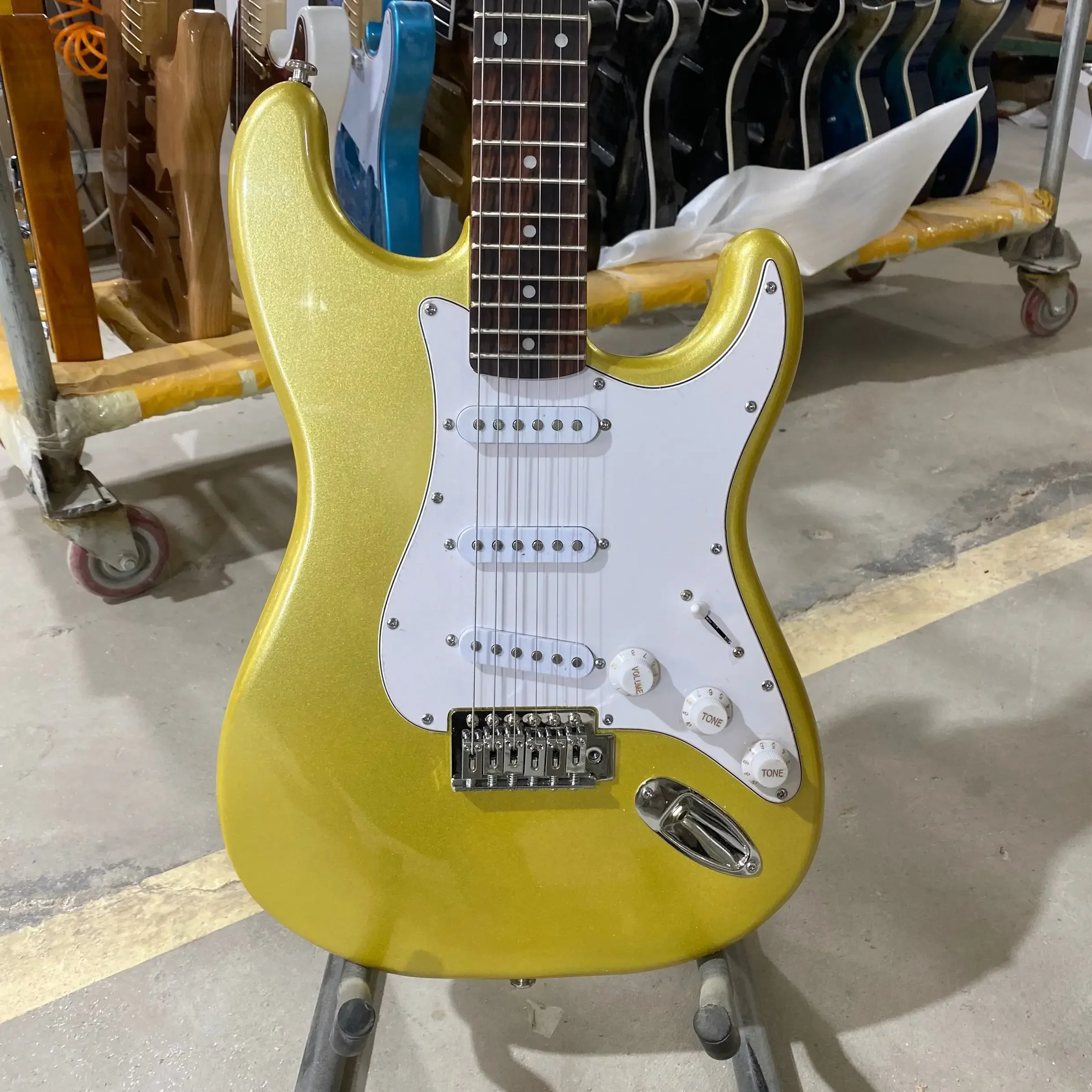 ST-Electric-Guitar-Mahogany-Body-Metallic-Golden-Color-Rosewood ...