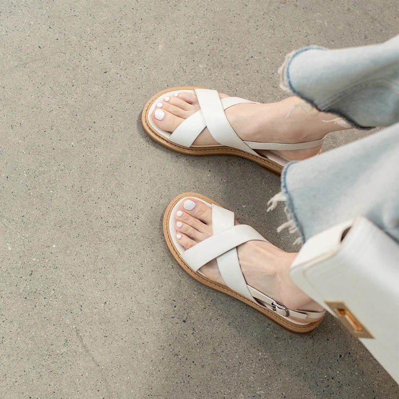 25 Best Travel Sandals (2023) For Walking, Beach Adventure, 47% OFF