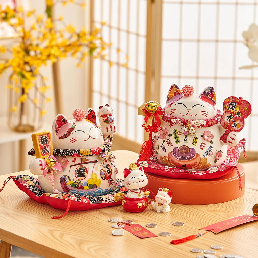 Japanese Maneki Neko Lucky Cat