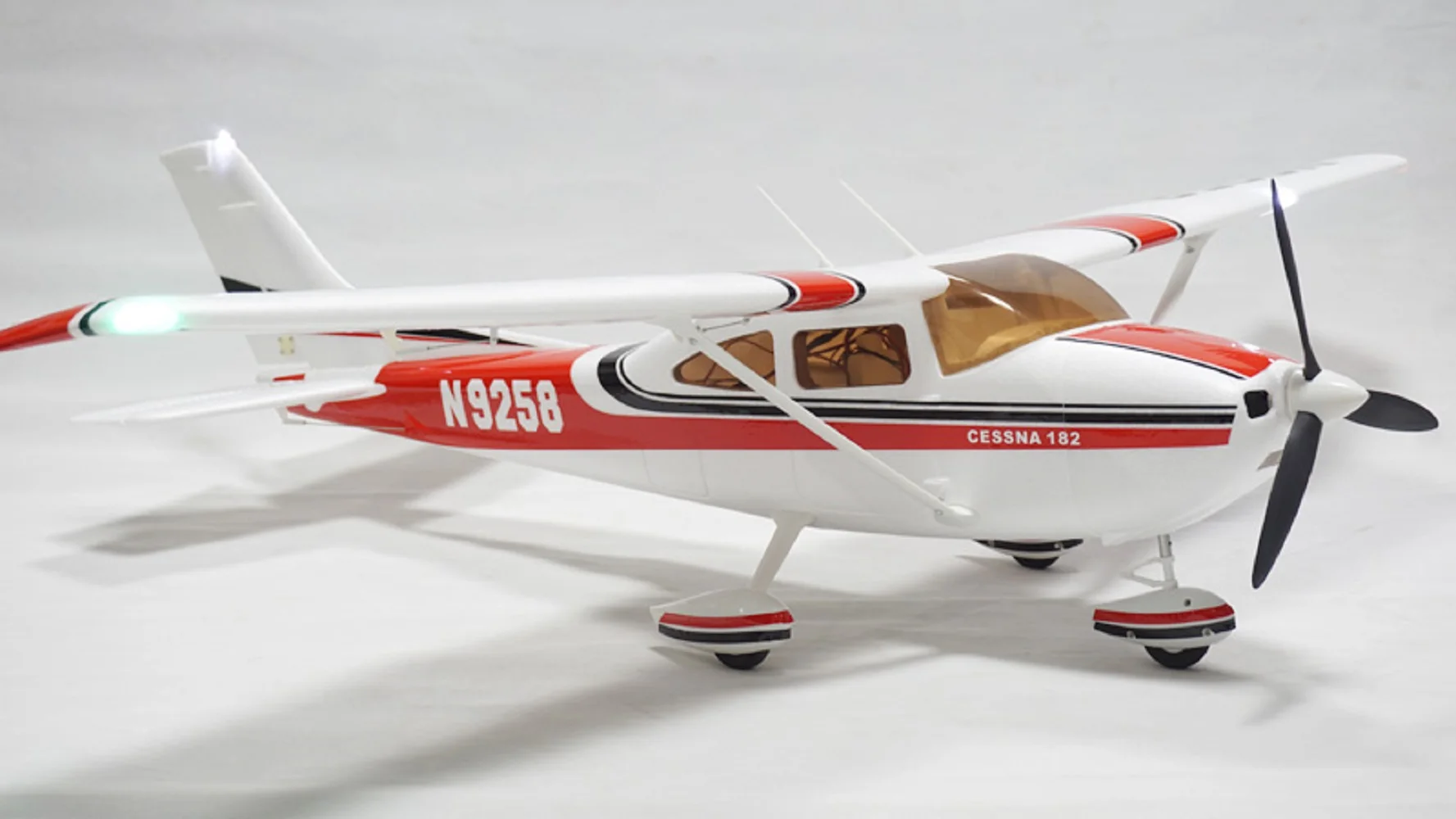 HOOKLL RC Airplane 1410mm Cessna 182 PNP And KIT Sky Trainer Cessna182 ...
