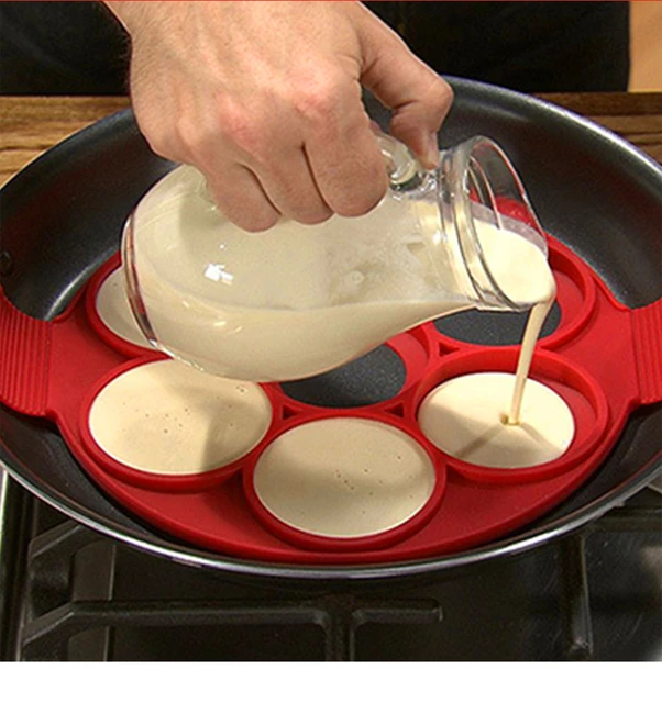 Pancake Flipper Pan