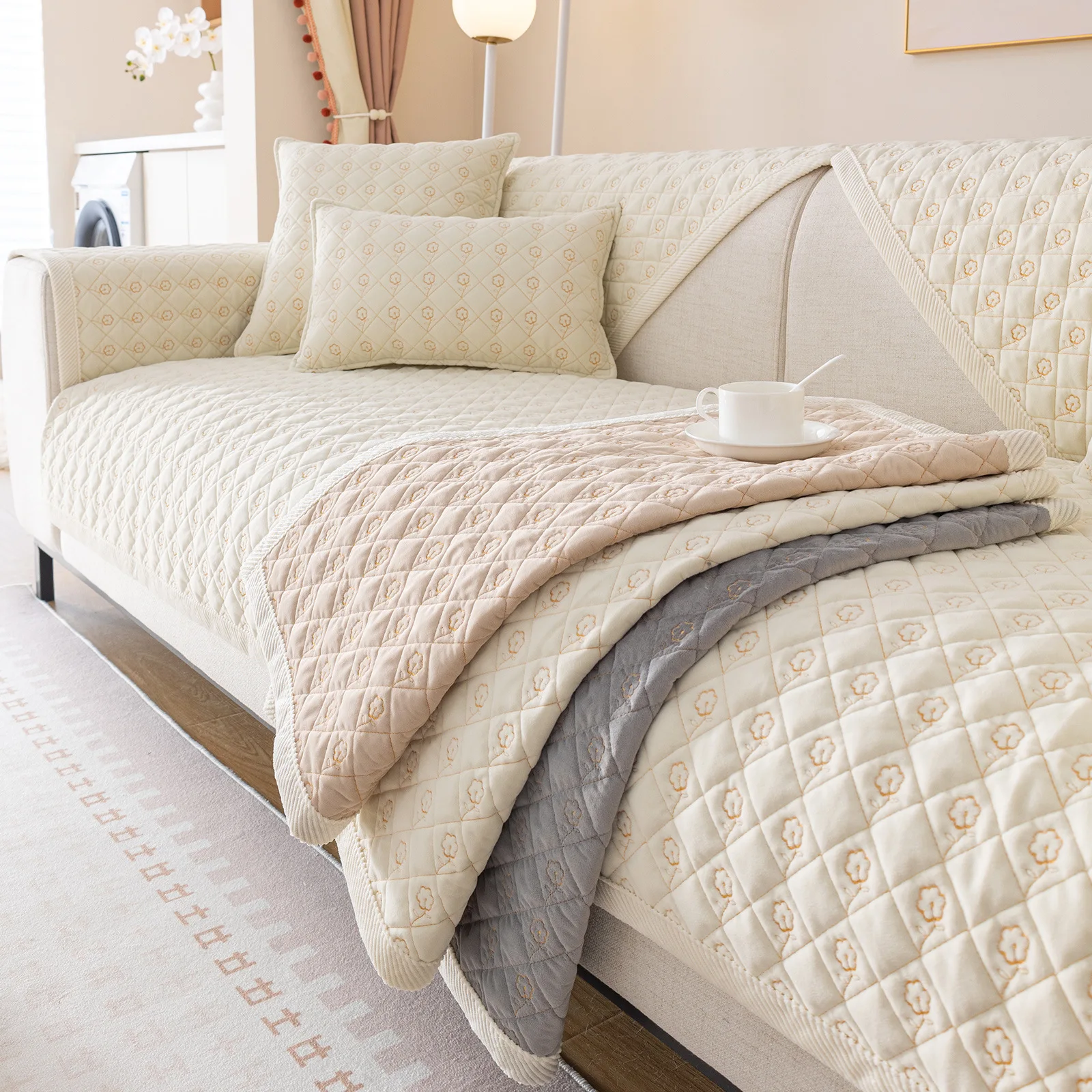 New-sofa-cushion-High-end-cushion-creme-Frauche-cushion-non-slip ...