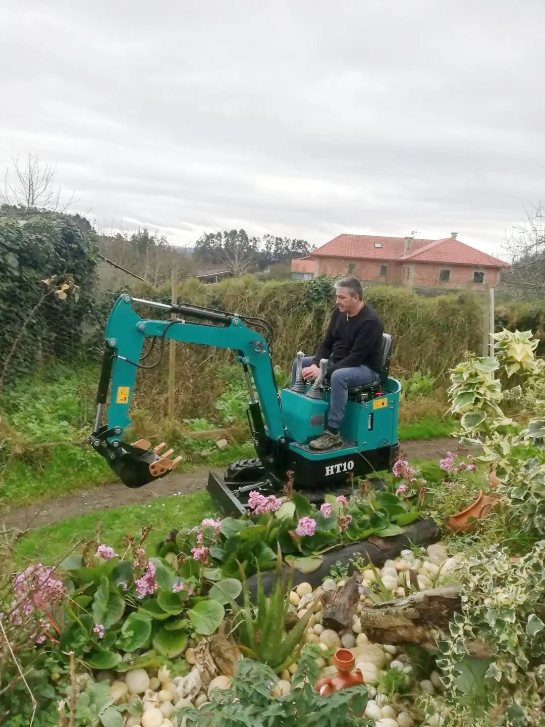 Fast-Delivery-RT12-EPA-Engine-Hot-Selling-Mini-Digger-Chinese-1200kg ...