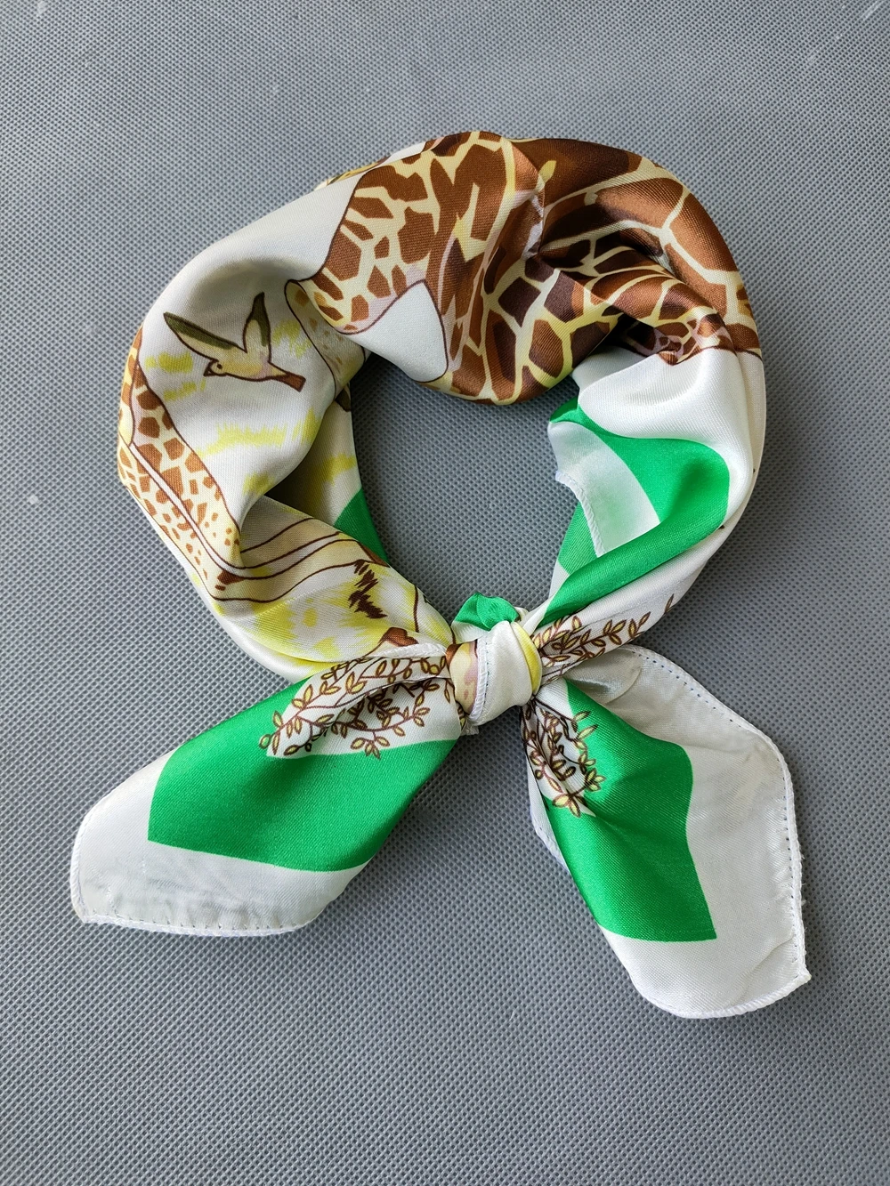 New-Beige-Green-Giraffe-Silk-Scarf-Summer-Fall-Elegant-Satin-Small ...