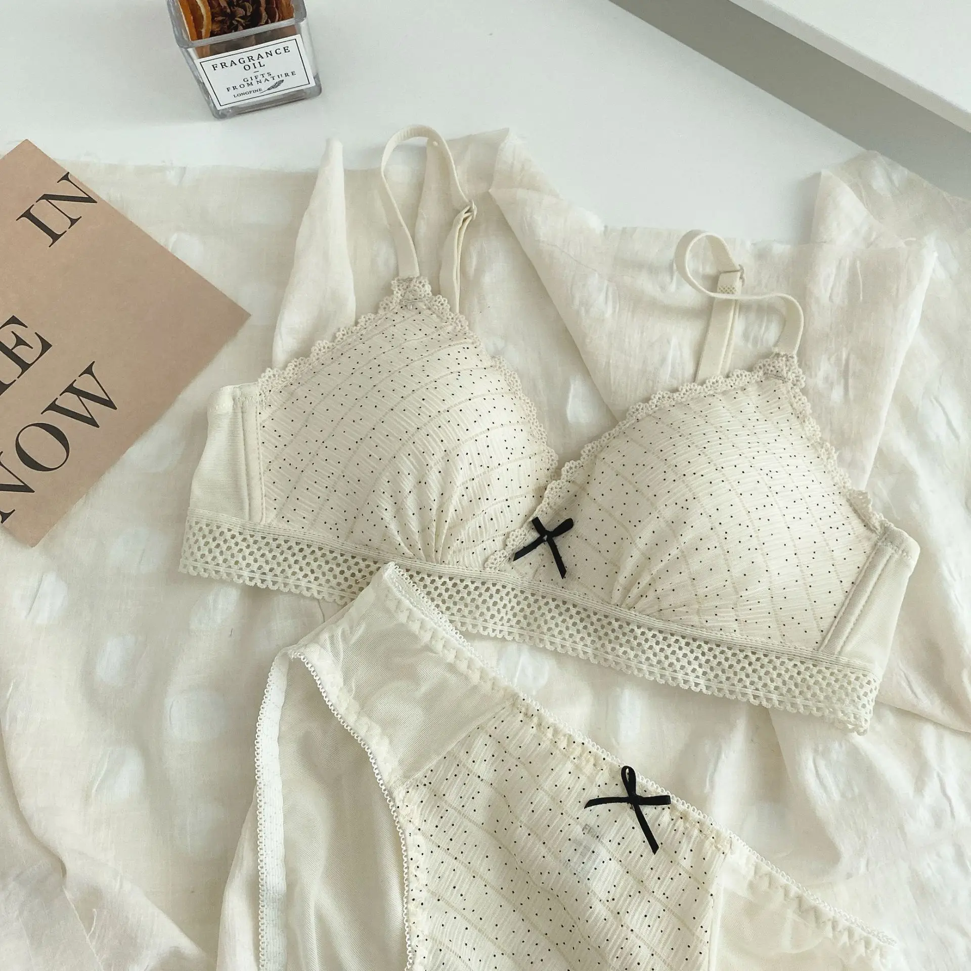 Women's Bra Set Teenage Sweet Lace Triangle Cup Small Breasts Gathered ...