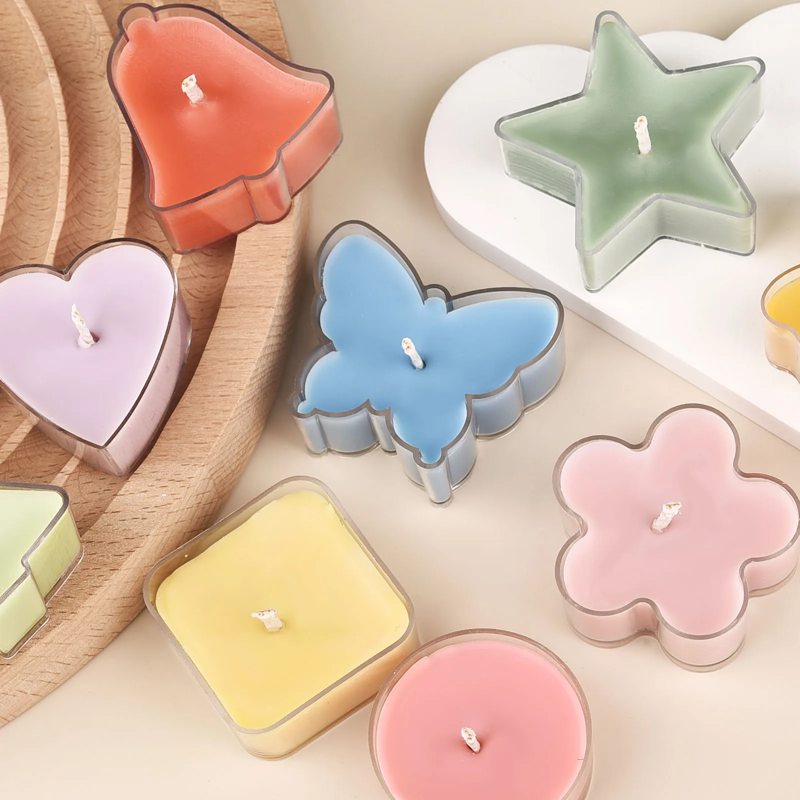 Cajas de latas de cera de velas vacías de múltiples formas ...