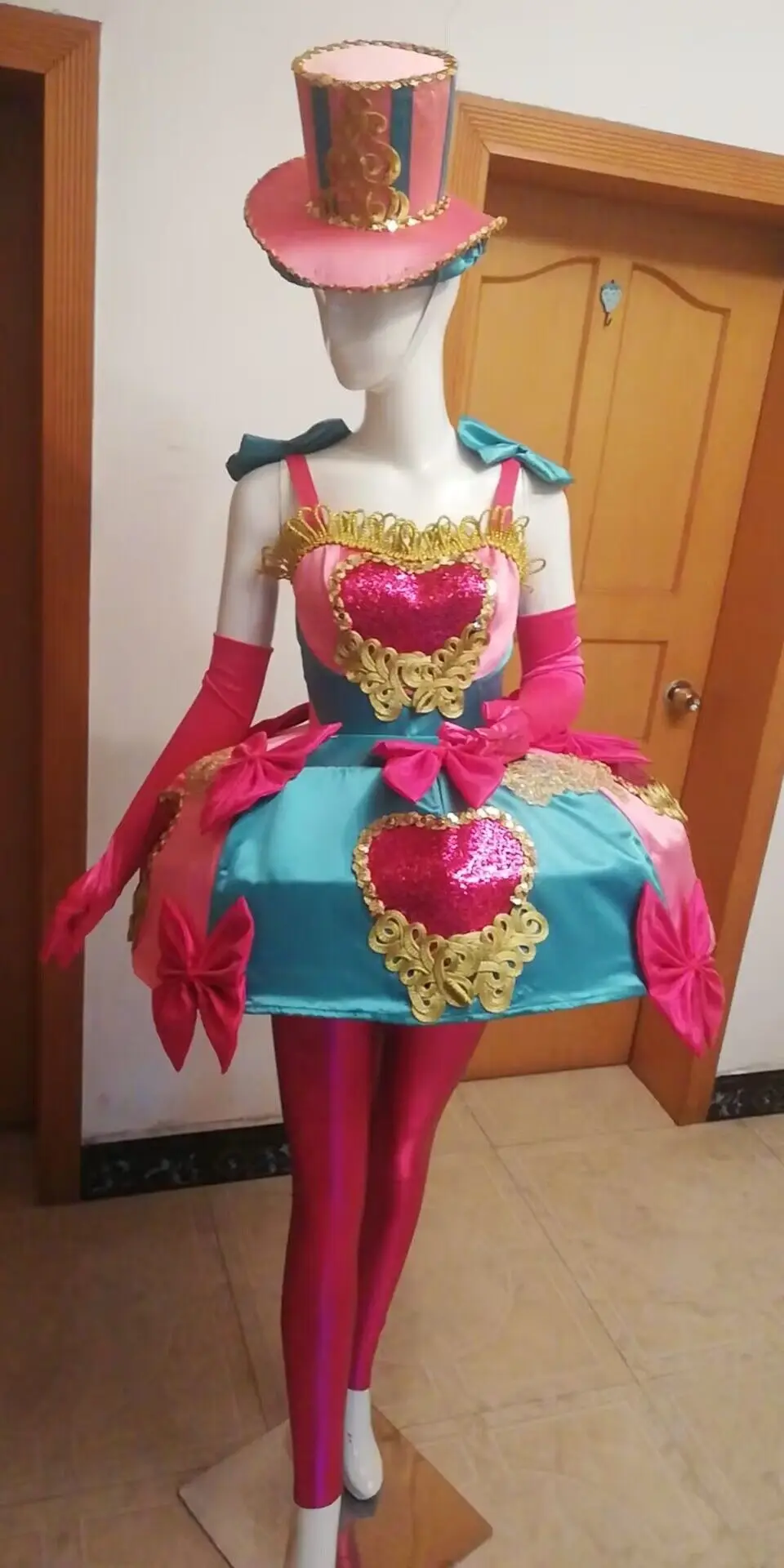 Ever After High Costumes Apple White