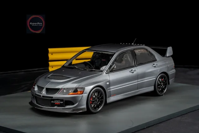 OTTO 1:18 Lancer Evo 8 MR FQ-400 2005 JDM Limited to 2000 Units Worldwide Resin Metal Static Car ...