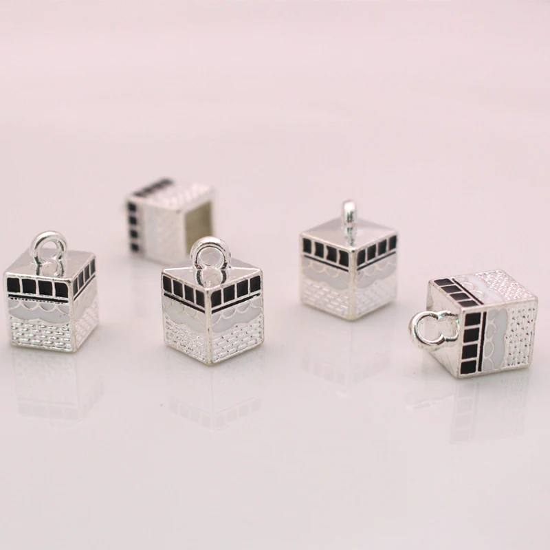 Islam-muslim-kaaba-in-mecca-pendant-muslim-charm-5-pcs-lot.jpg