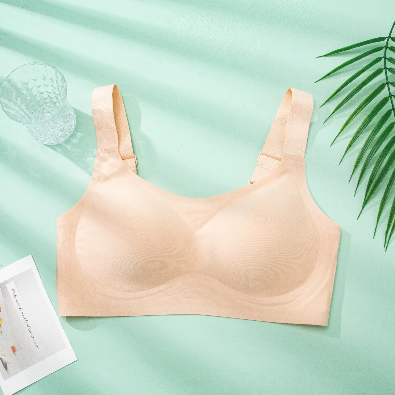 Comfortable-Seamless-Bra-Made-of-Cotton-and-Elastane.jpg