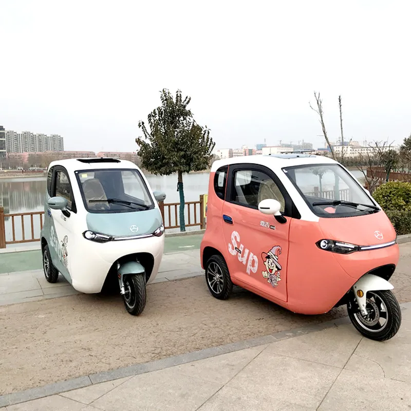 Enclosed Scooter Trike