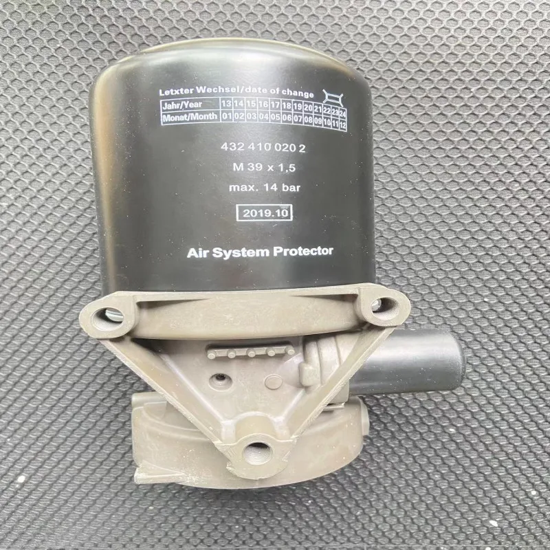 MAN 헤비 듀티 트럭 부품, oem LA8212 트럭 자동차 액세서리 브레이크 시스템, MAN M2000 에어 드라이어 ...