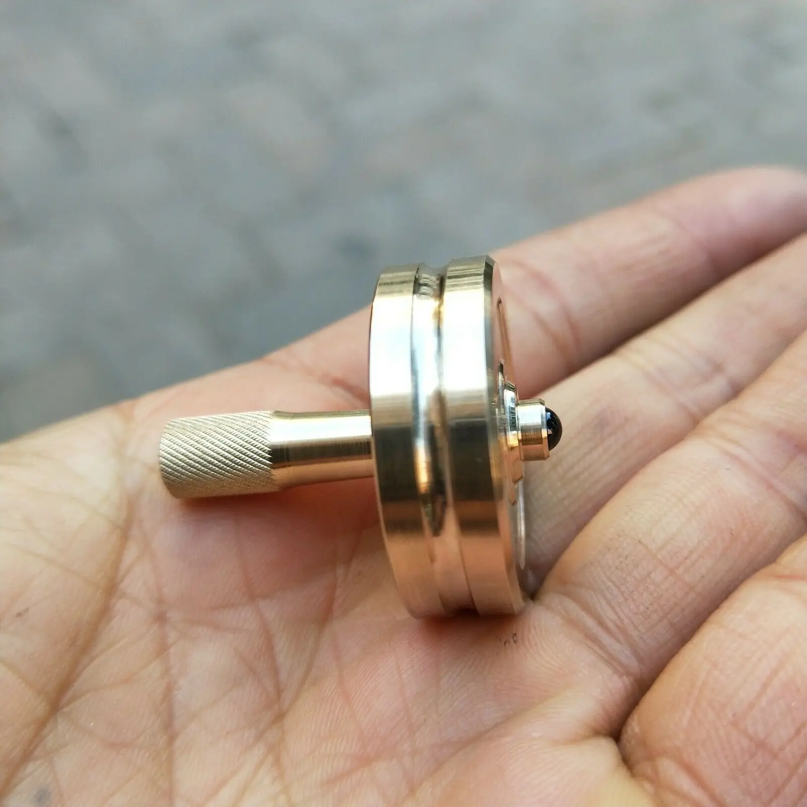 New-Brass-Hand-Twisting-Spinning-Top-Gyro-Gyroscope-Spinner-Toys-Gift ...