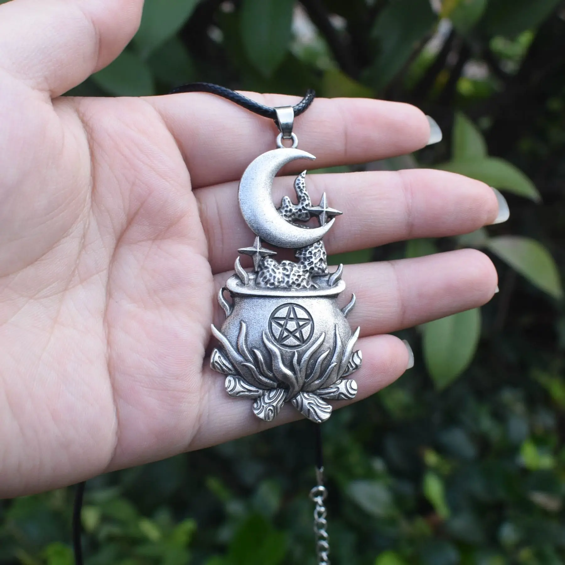Halloween-Witch-Moon-Medicine-Refining-Magic-Crucible-Pendant-Necklace ...