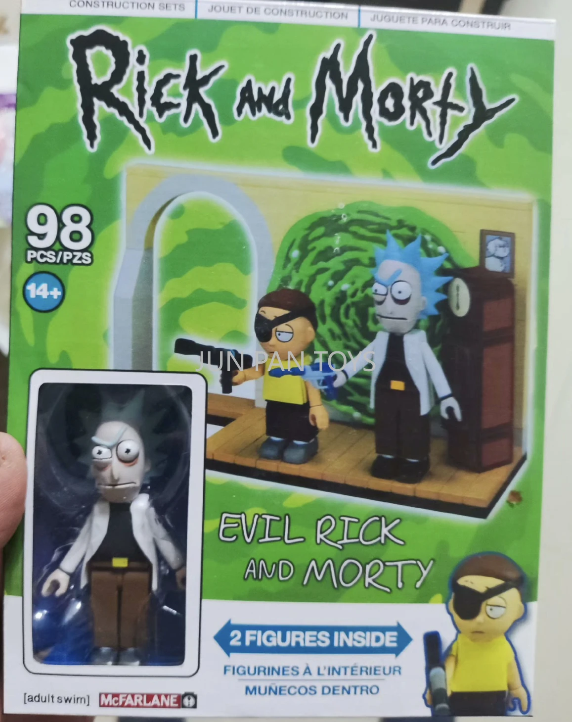 Figura de acción de Rick y Morty Pickle Rick coleccionable original ...