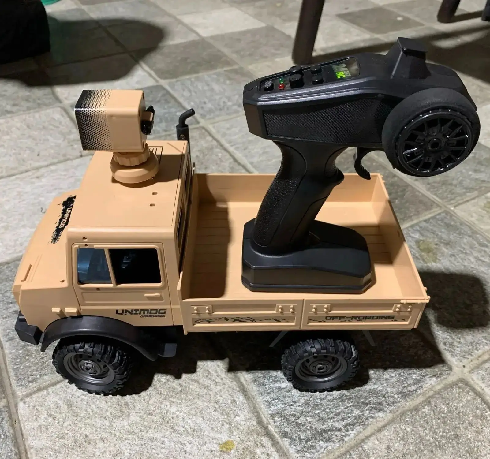 2.4G Military RC CAR with HD Camera Remote Controlled Vehicle off-road ...