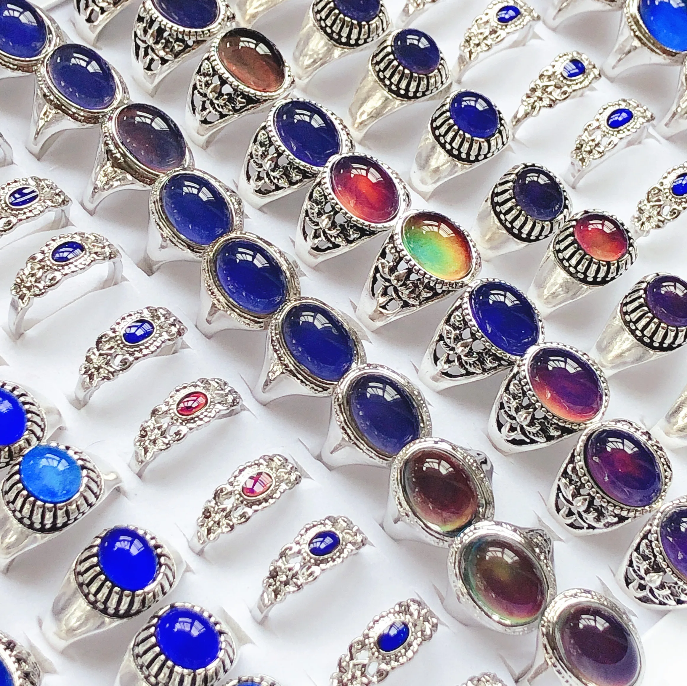 25/30/50pcs / batch Vintage multiple popular mixed style mood rings ...