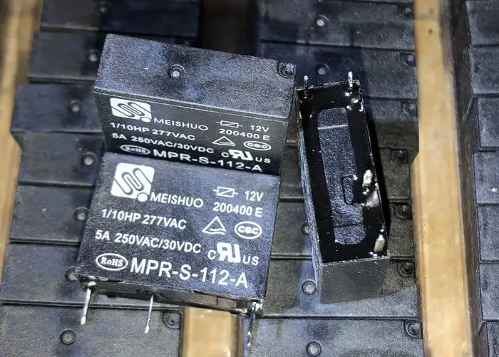 MPR-S-112-A-46F-1A-12V-5A-Relay-4pins.jpg
